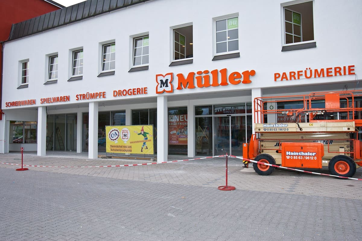 Müller Markt - Neu eröffnet am 31.07.2014 » Der Schellenbruckplatz